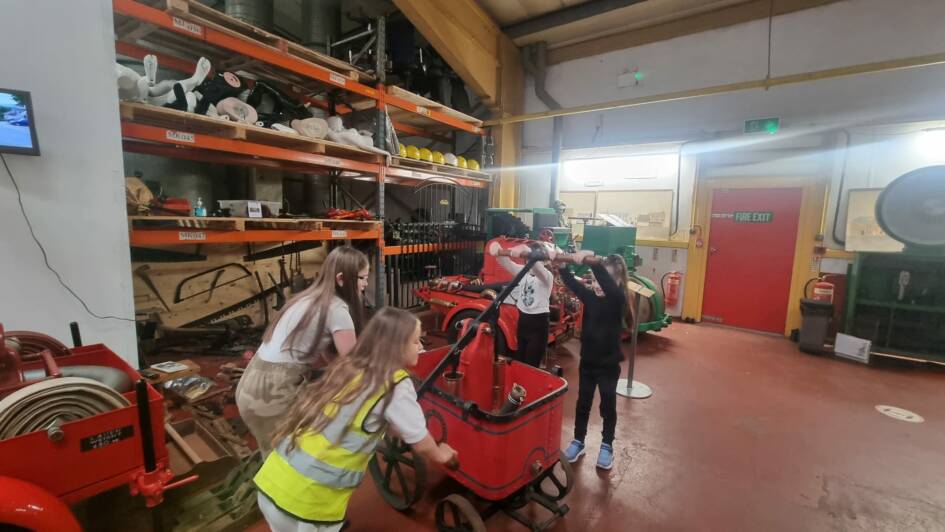 Visit to Heritage Centre Cumnock : Yipworld